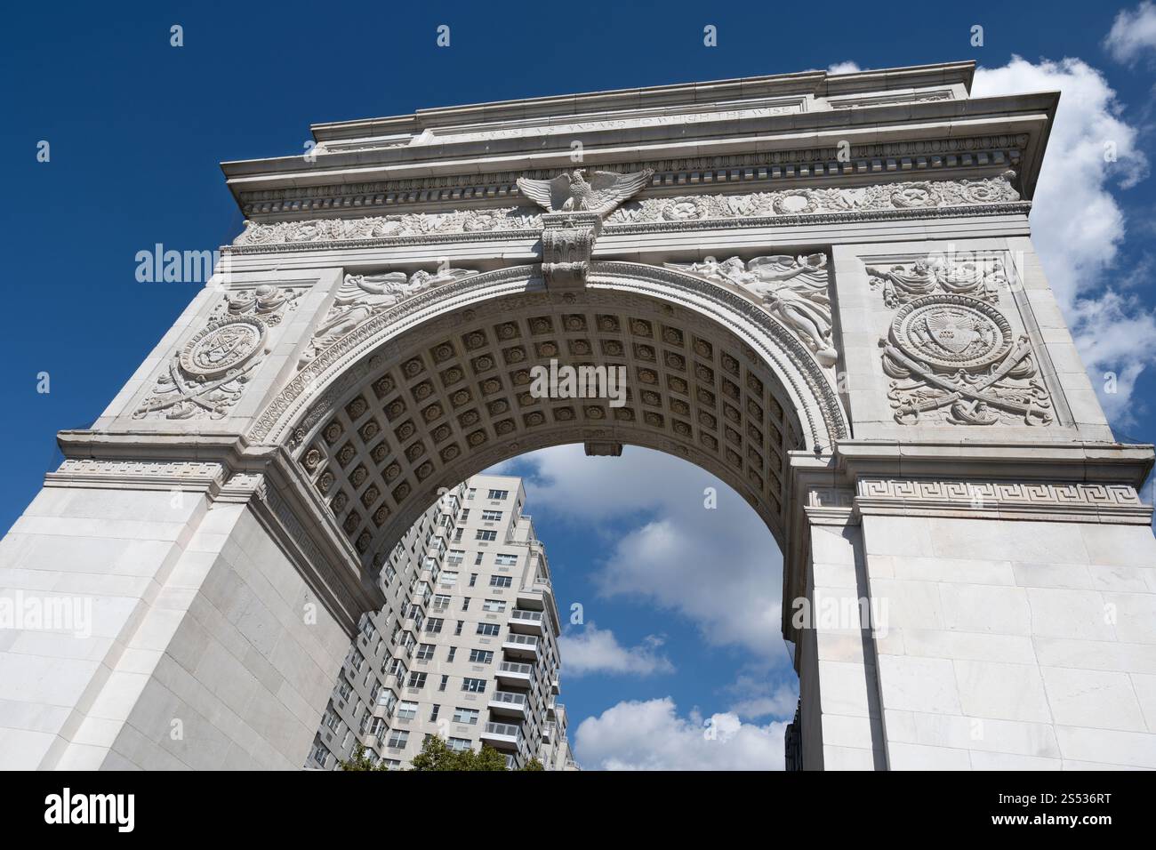 Washington square park arch hi-res stock photography and images - Alamy