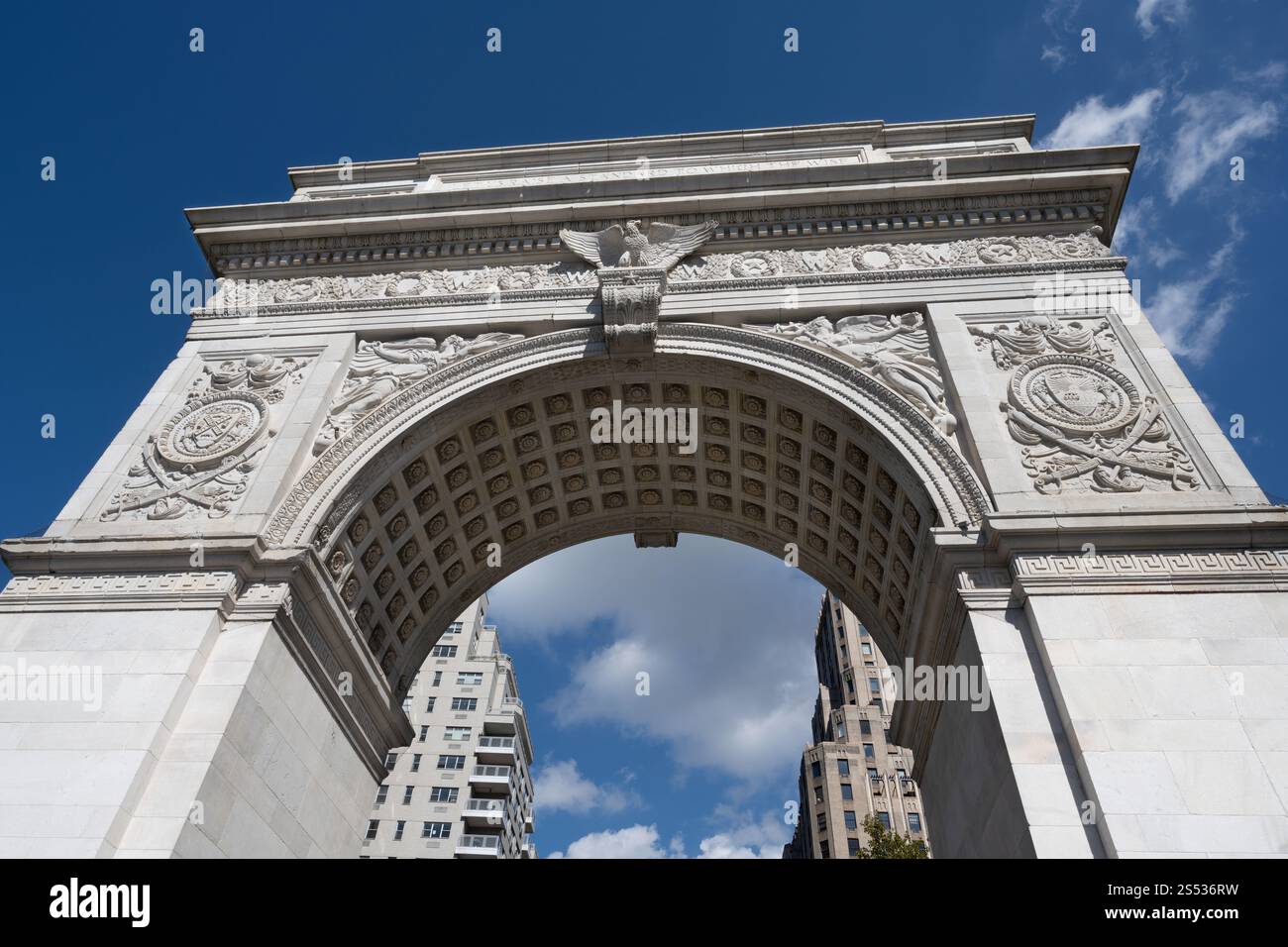 Washington square park arch hi-res stock photography and images - Alamy