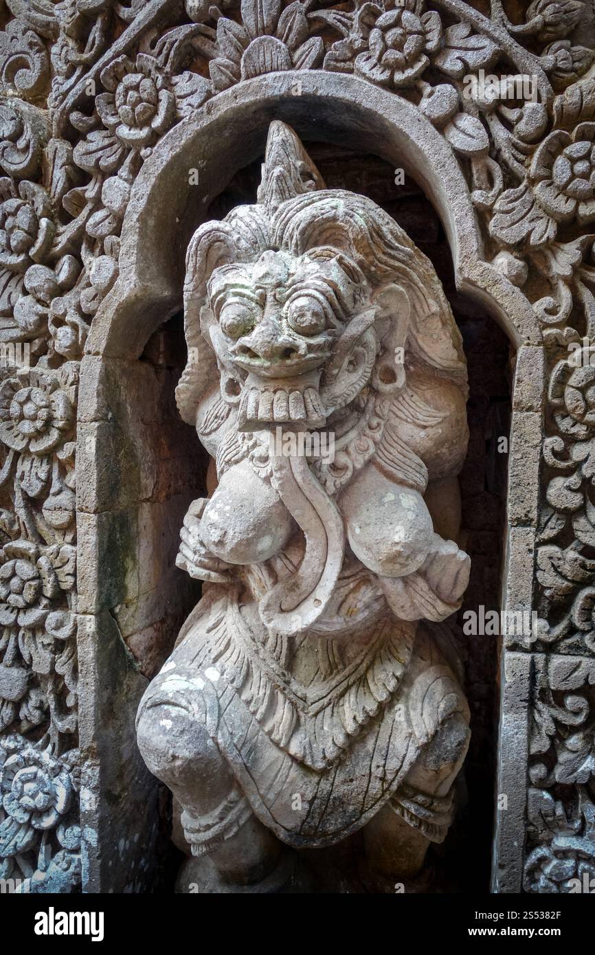 Gard statue in Puri Saren Palace, Ubud, Bali, Indonesia. Statue in Puri ...