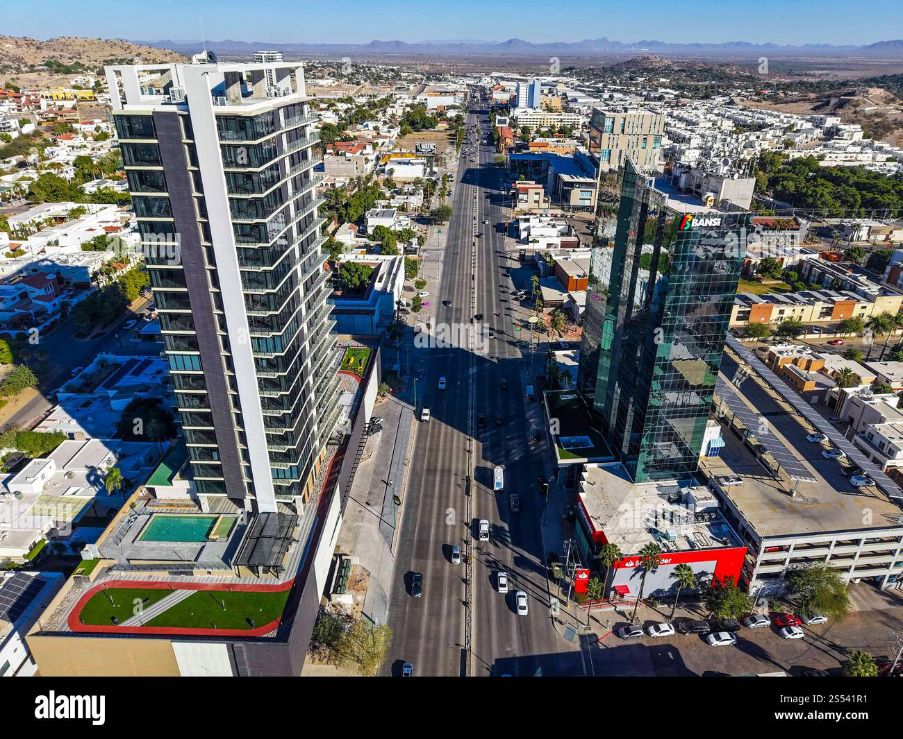 Vivienda y torre hi-res stock photography and images - Alamy
