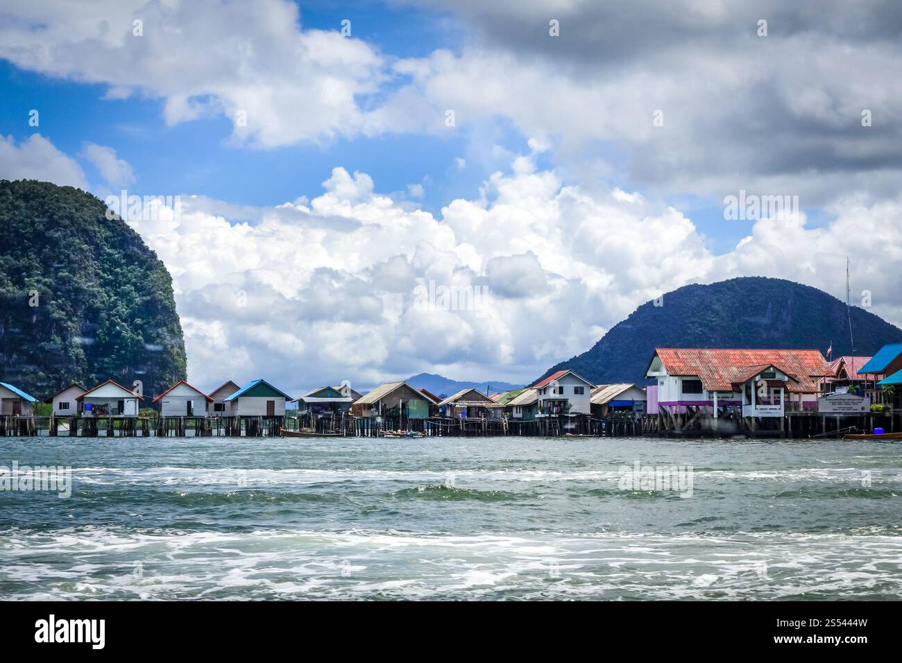 Koh Panyi fishing village in Phang Nga Bay, Thailand. Koh Panyi fishing ...