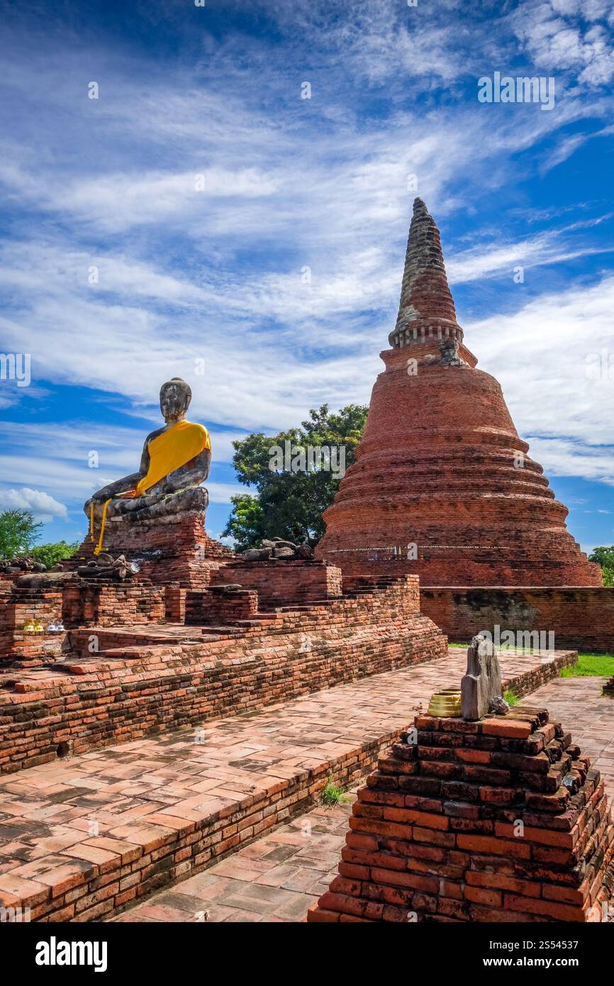 Buddha statue in Wat Lokaya Sutharam temple, Ayutthaya, Thailand ...