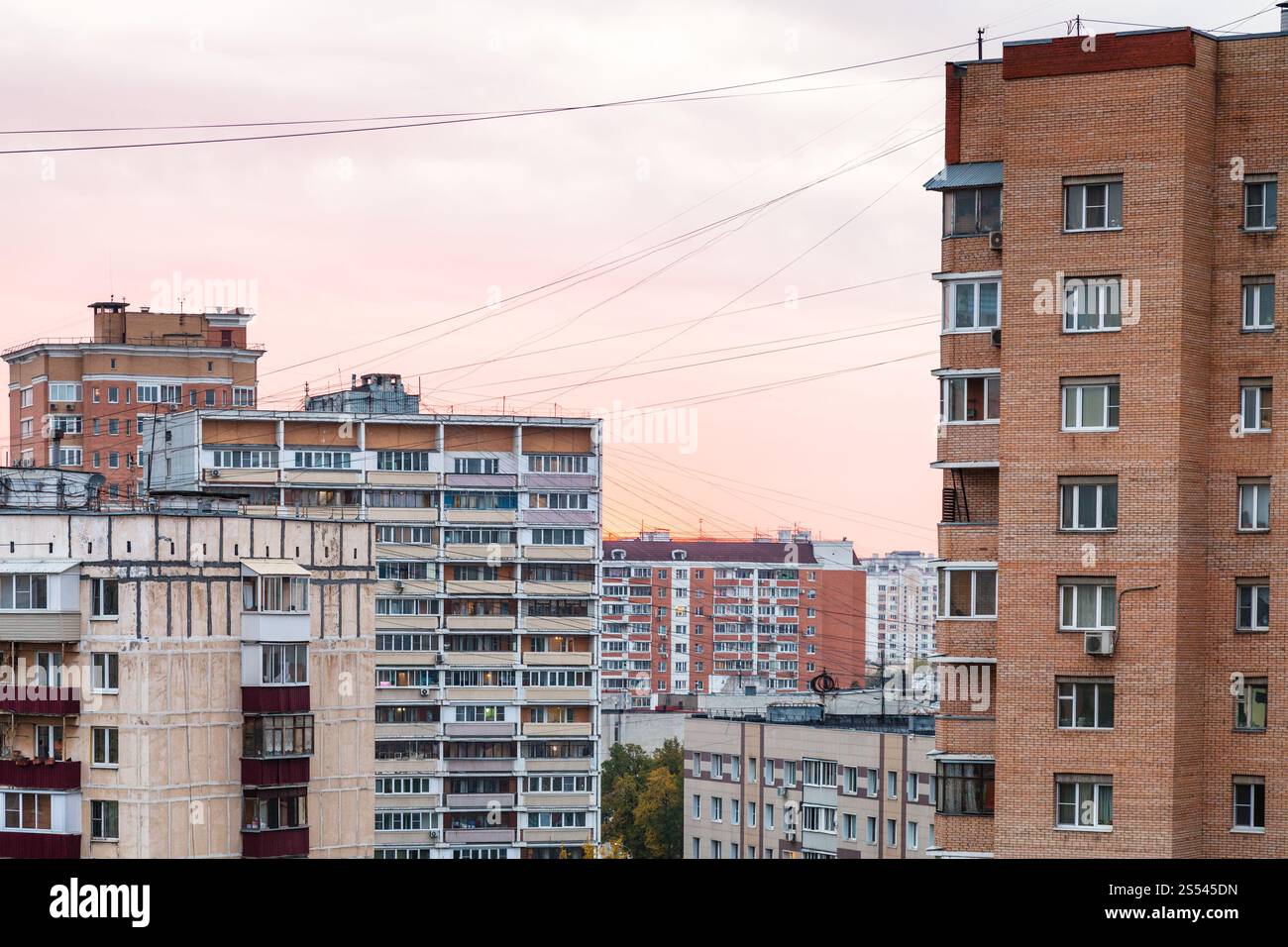 Twilight moscow city living block hi-res stock photography and images ...