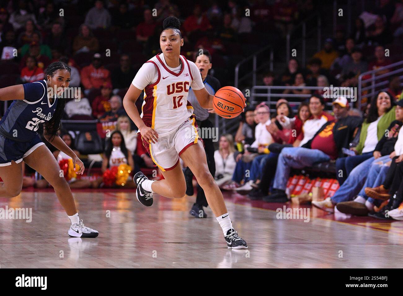 LOS ANGELES, CA - JANUARY 12: USC Trojans guard JuJu Watkins (12 ...