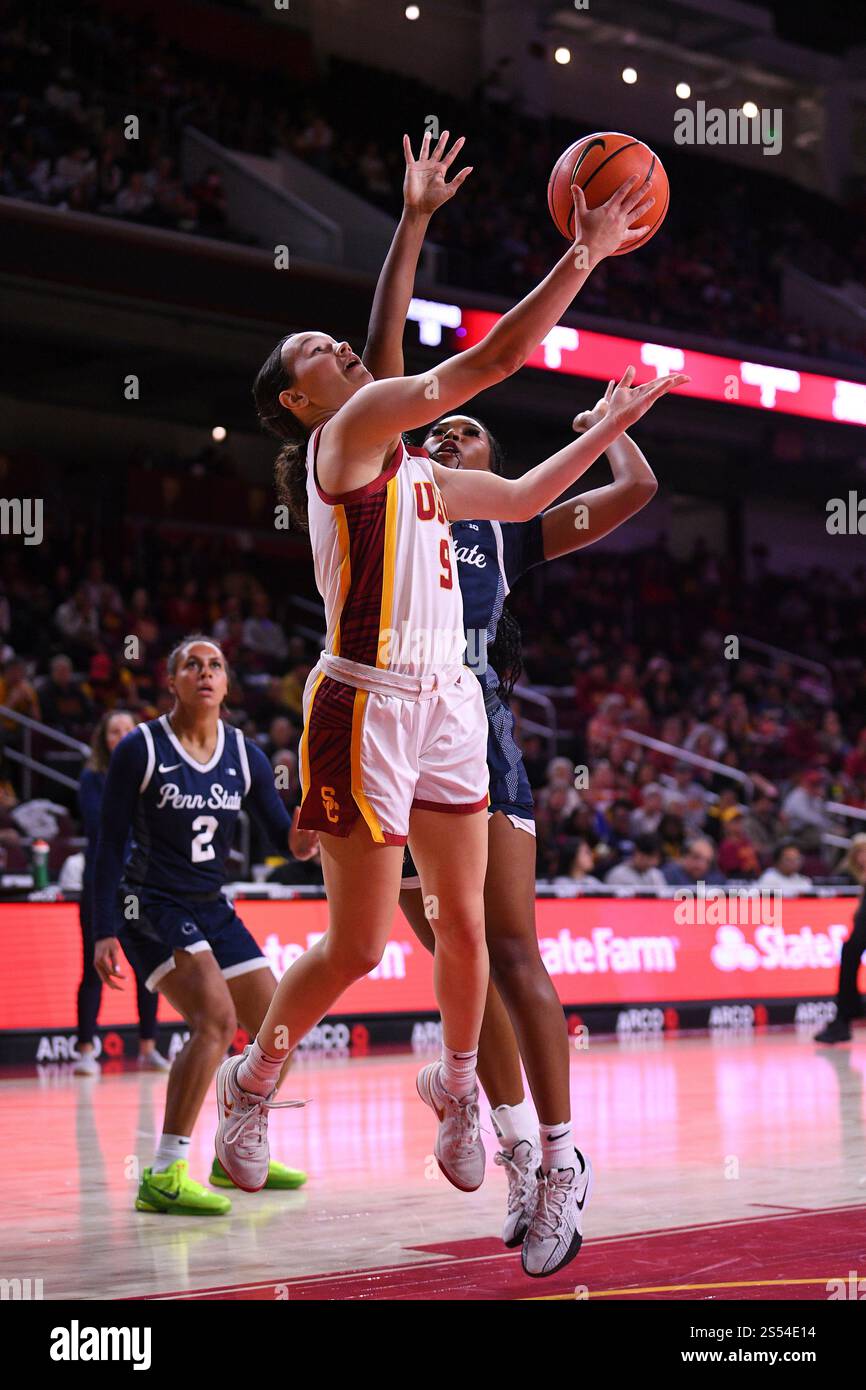 LOS ANGELES, CA - JANUARY 12: USC Trojans guard Kayleigh Heckel (9 ...
