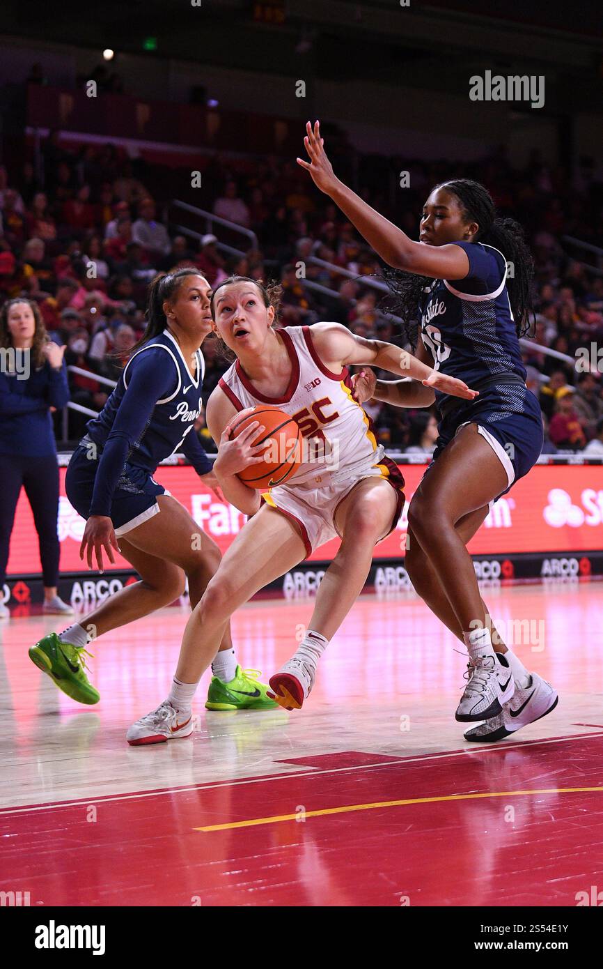 LOS ANGELES, CA - JANUARY 12: USC Trojans guard Kayleigh Heckel (9 ...