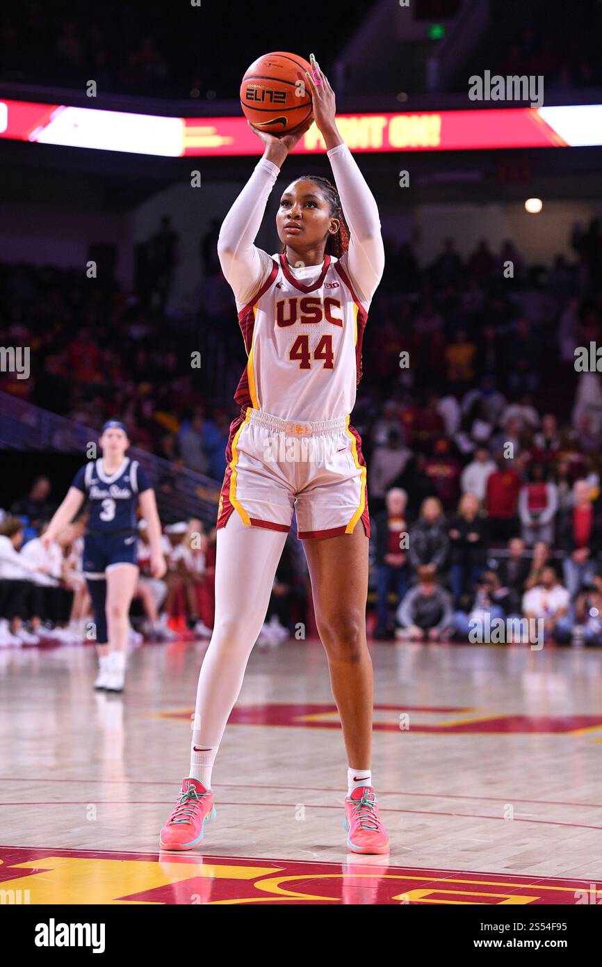 LOS ANGELES, CA - JANUARY 12: USC Trojans forward Kiki Iriafen (44 ...