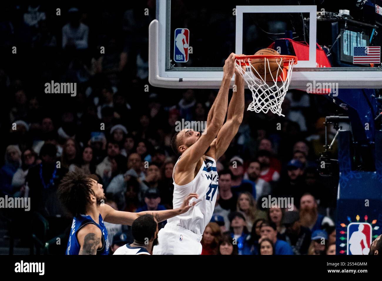 Minnesota Timberwolves center Rudy Gobert (27) dunks the ball after ...