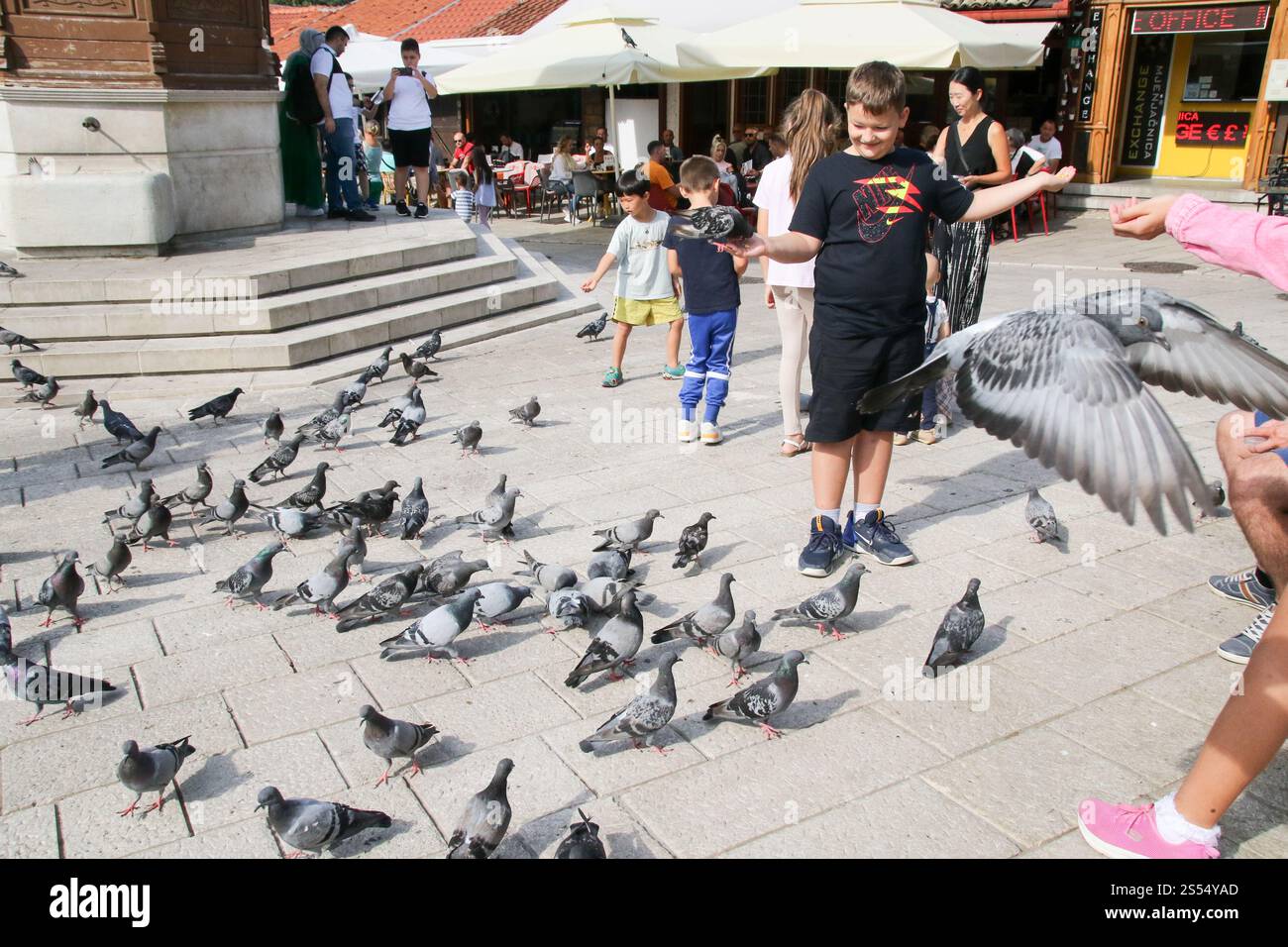 Bascarsija square hi-res stock photography and images - Alamy