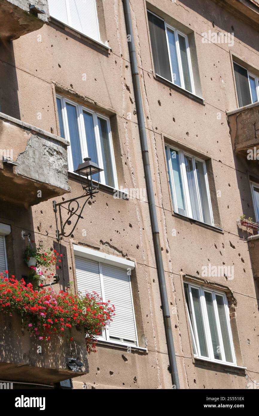 Bullet holes in buildings along Sniper Alley, Sarajevo, Bosnia Stock ...