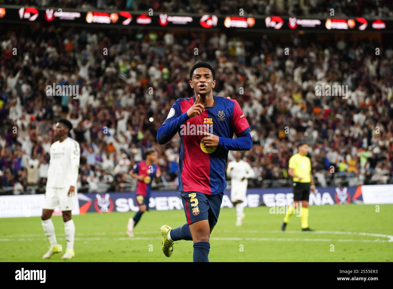 Jeddah, Saudi Arabia. 12th Jan, 2025. Barcelona's Spanish player ...