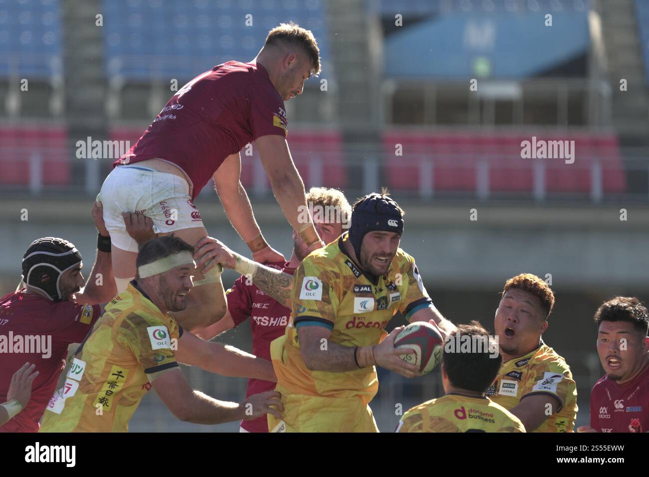 D-Rocks' Lourens Erasmus during the 2024-25 Japan Rugby League One ...