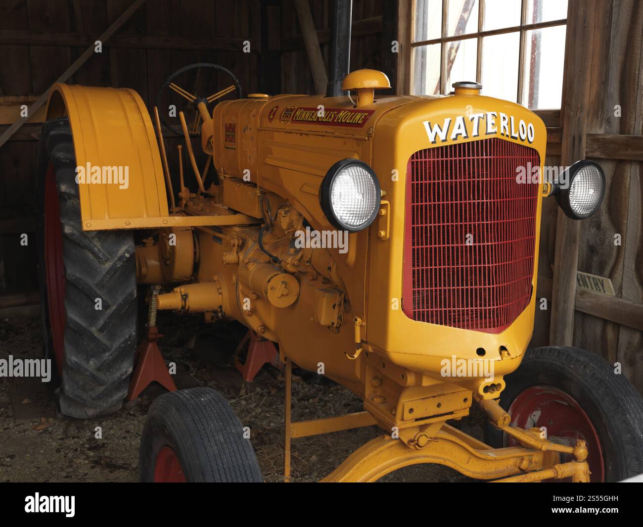 Minneapolis-Moline MM Waterloo vintage tractor Stock Photo - Alamy