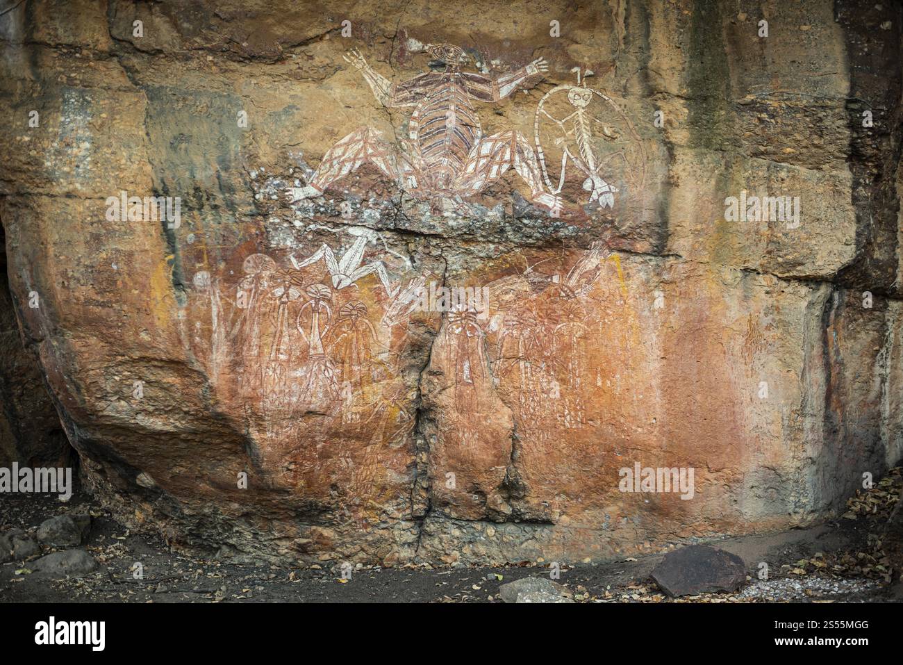 Anbangbang Gallery, depiction of the Lightning Man (Namarrkon, top ...