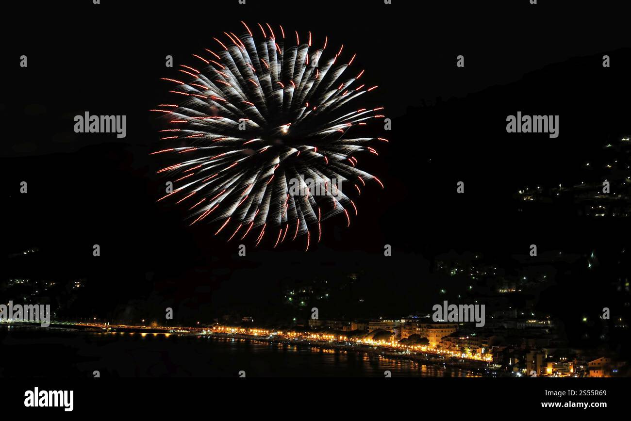 Fireworks on the sea Stock Photo - Alamy