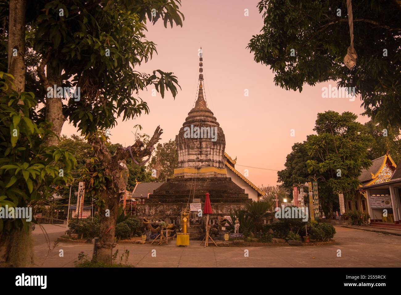 The Wat Phra Kaew Chiang Khong in the Town of Chiang Khong in the ...