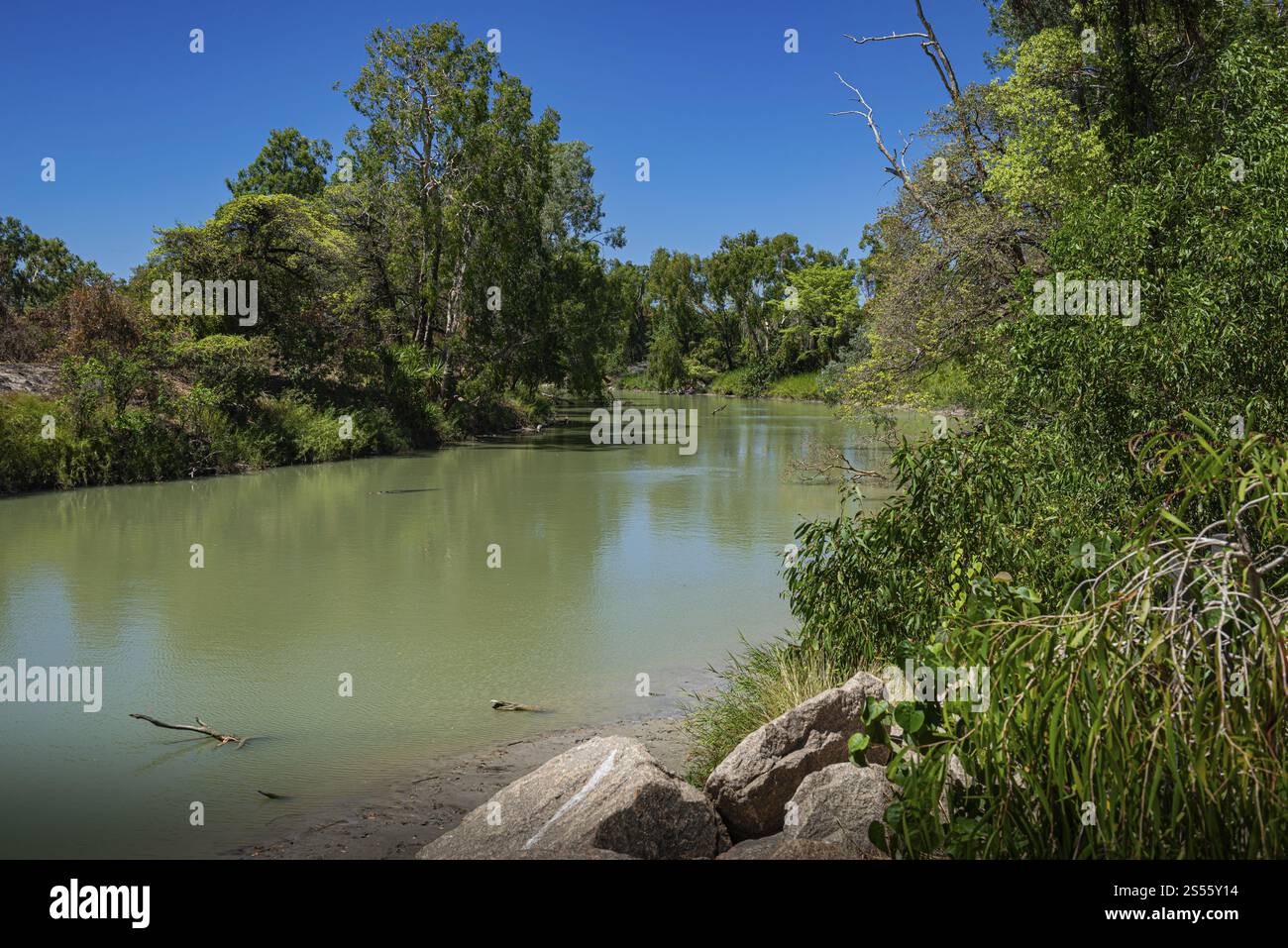 The Cahill Crossing ford through the East Alligator River, Kakadu ...