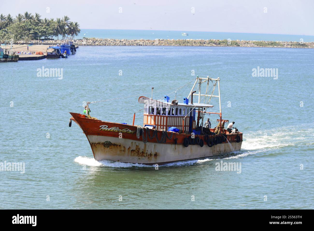 Fort Cochin, Cochin, Kerala, South India, India, Asia, A large boat ...