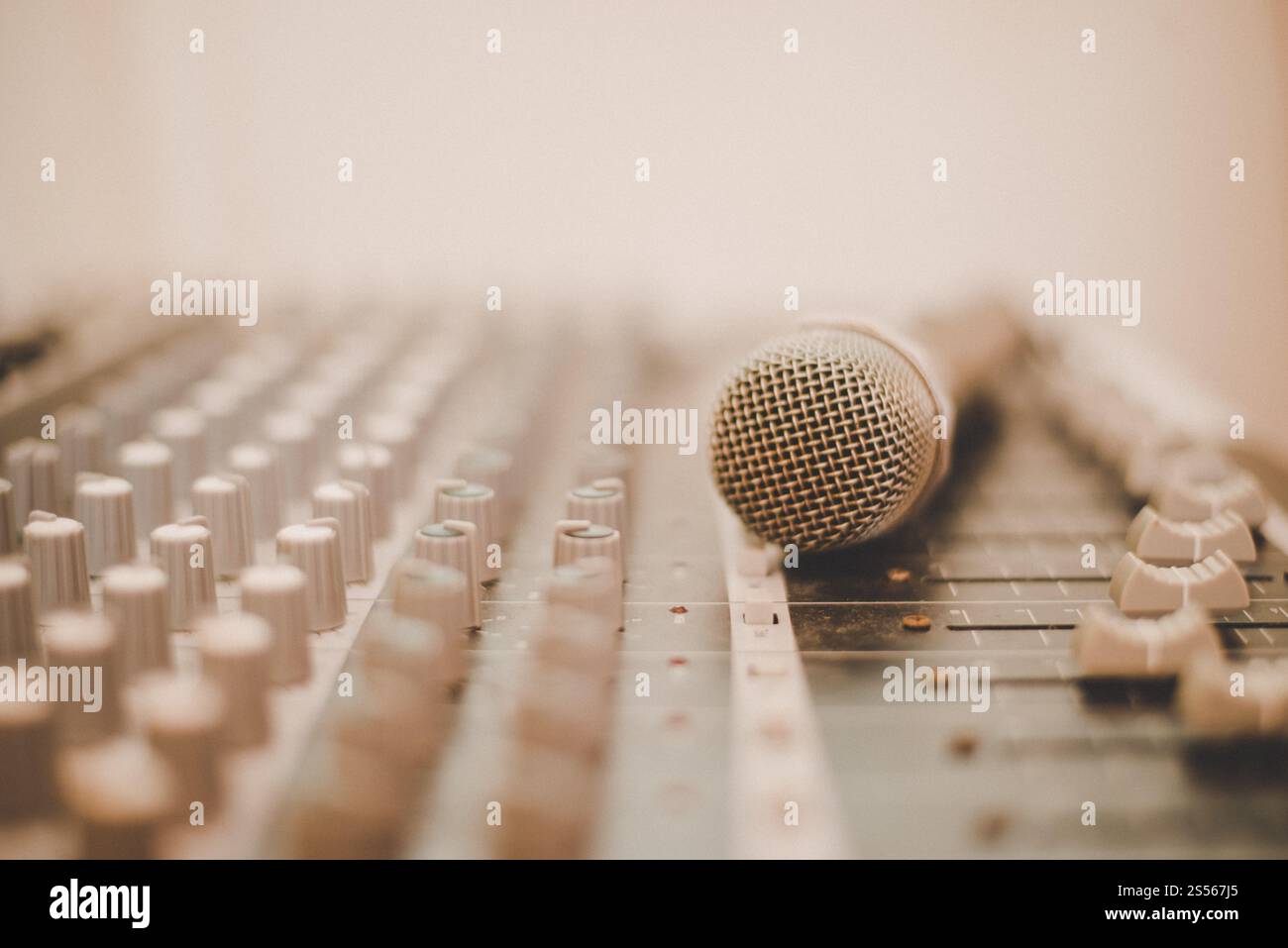 Microphone and mixing console Stock Photo - Alamy
