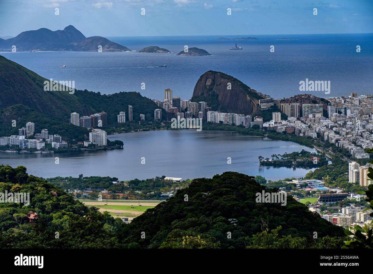 Rio de Janeiro, city and port, capital of the estado (state) of Rio de ...