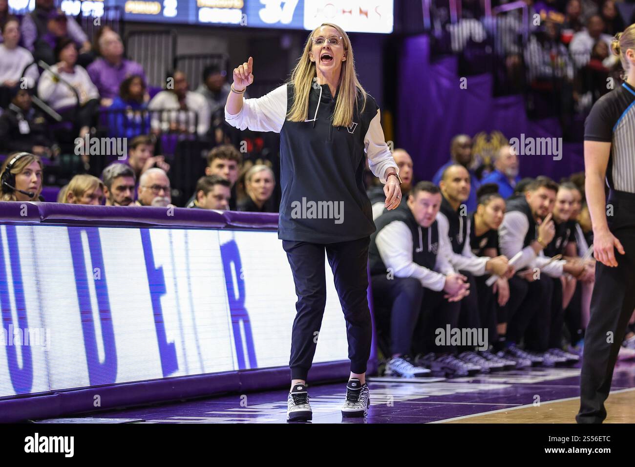 Baton Rouge, LA, USA. 12th Jan, 2025. Vanderbilt Head Coach Shea Ralph ...