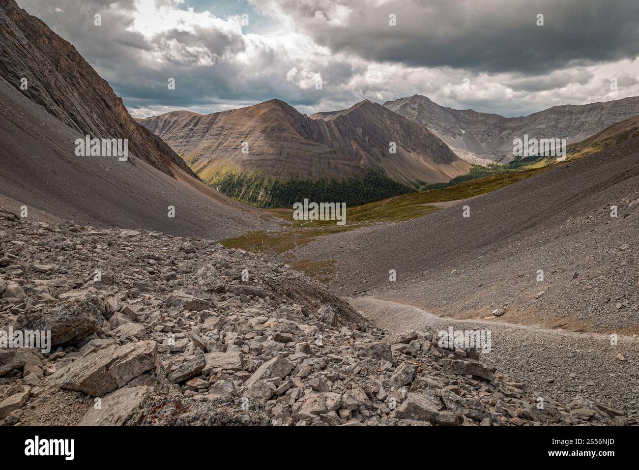 Amazing mountain views at Ptarmigan Cirque in Alberta's Kananaskis ...