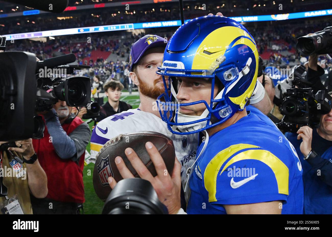 Sam darnold and matthew stafford hi-res stock photography and images ...