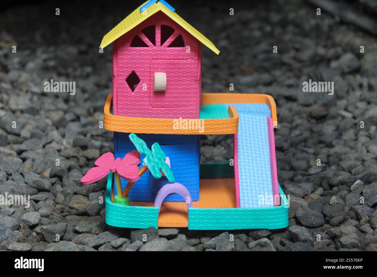 Cardboard building model hi-res stock photography and images - Alamy