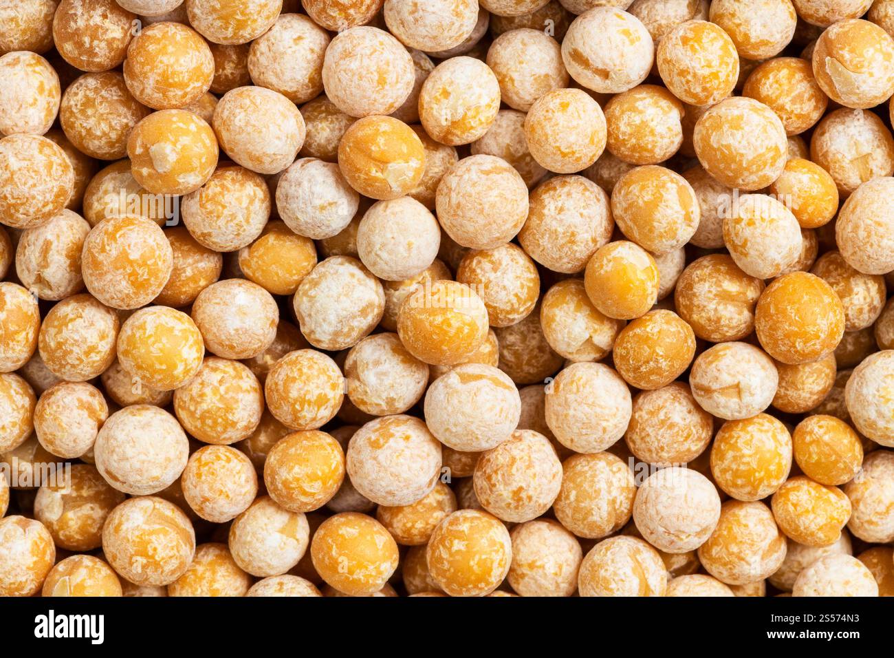 food background - raw dried whole yellow peas Stock Photo - Alamy