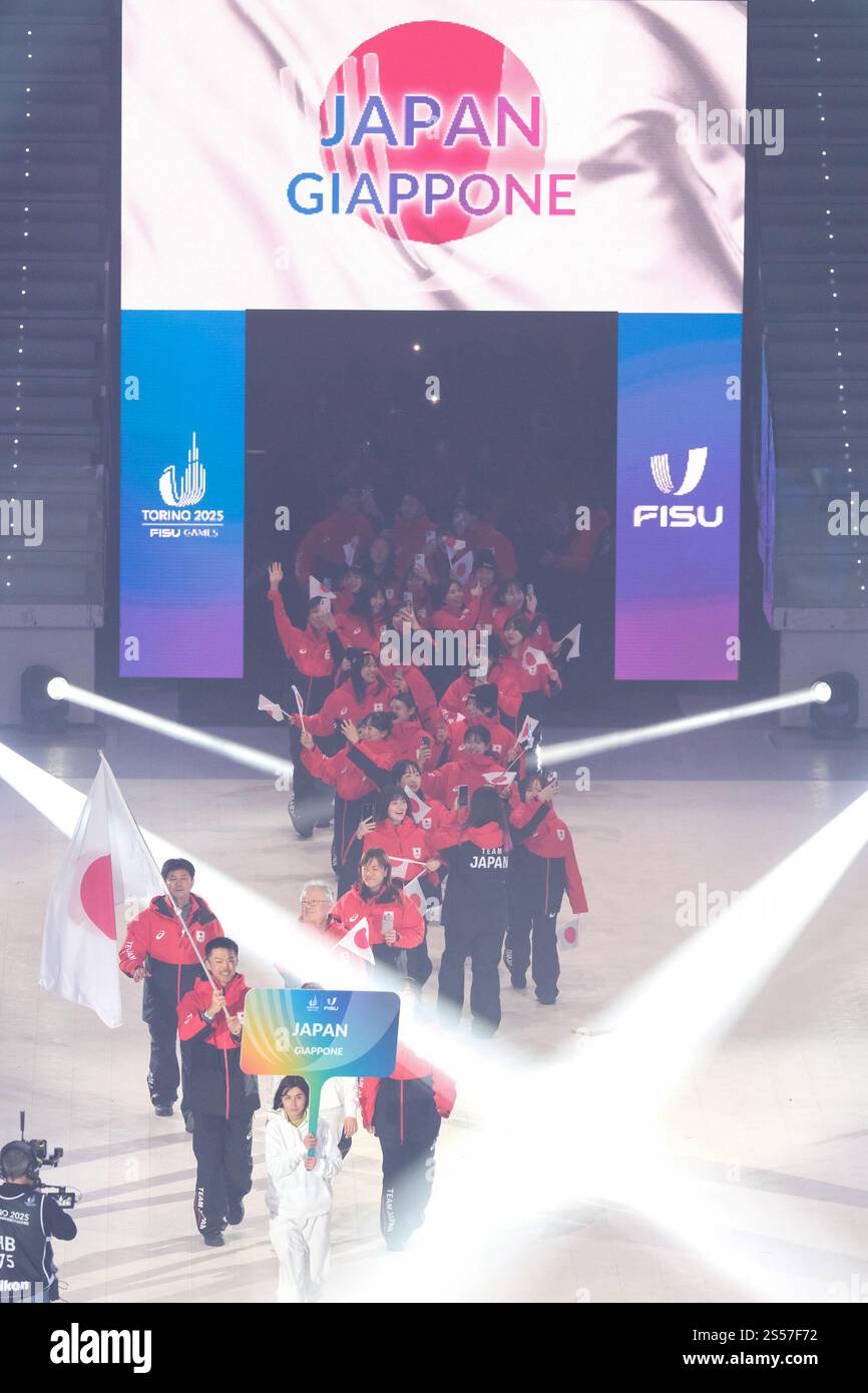 Turin, Italy. 13th Jan, 2025. Japan's athletes parade with their flag ...