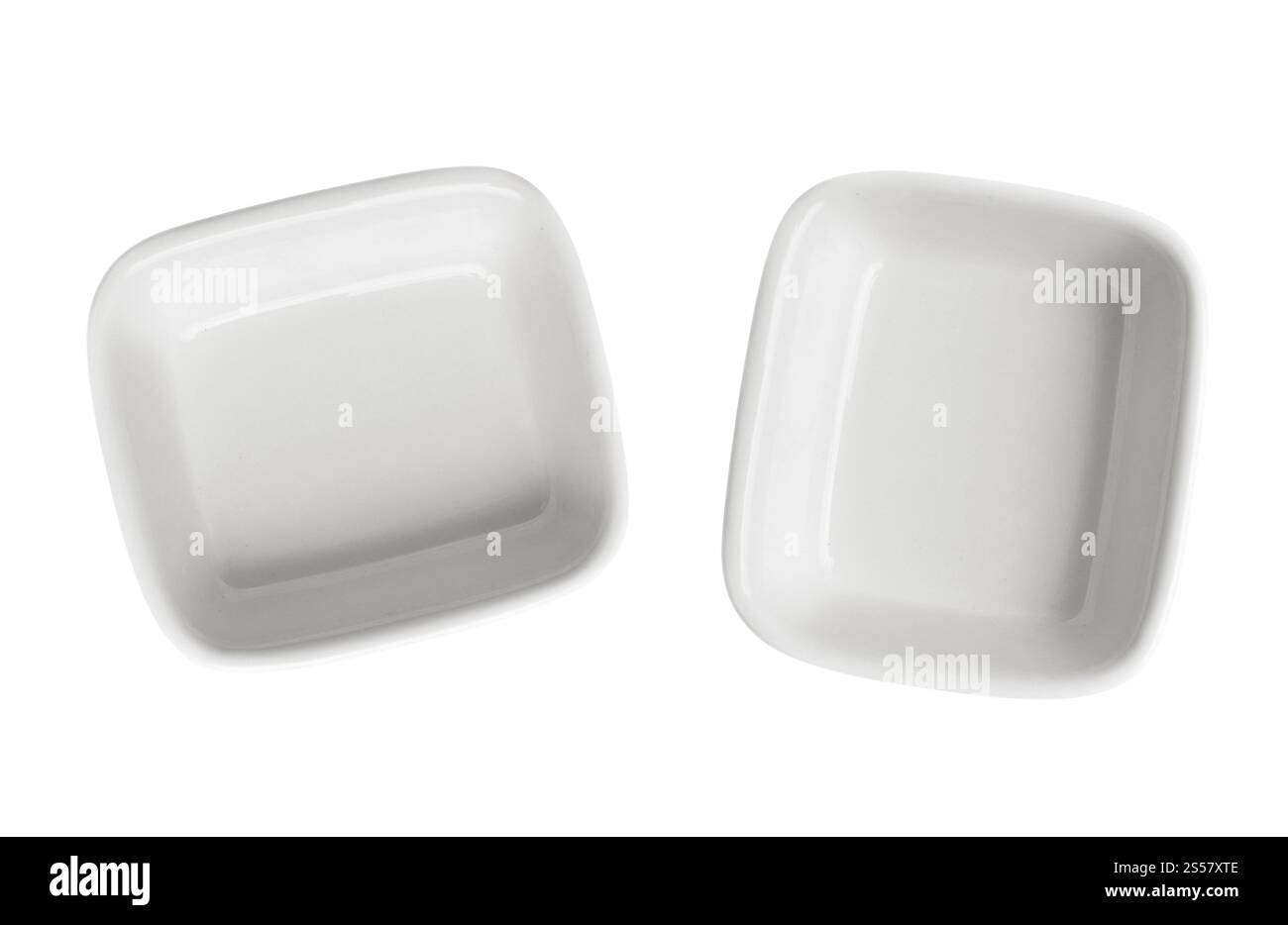 Empty lunch plates hi-res stock photography and images - Alamy