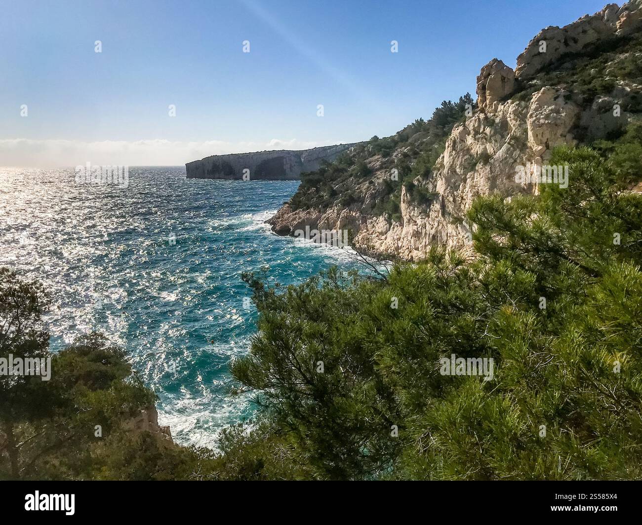 Calanques seascape and mountains, creeks of marseille, France ...