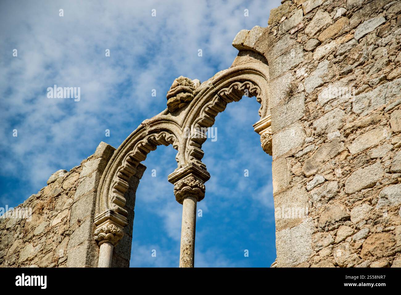 the fake Ruins of Ruinas Fingidas at the Jardim Publico in the old Town ...