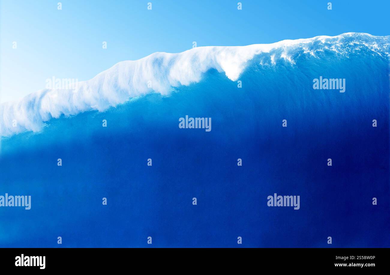 Pure blue ocean wave breaks hi-res stock photography and images - Alamy
