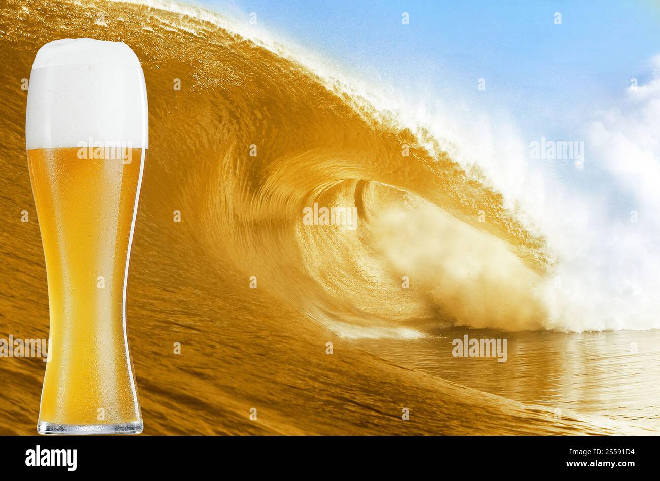 Clouds drink glass wave hi-res stock photography and images - Alamy
