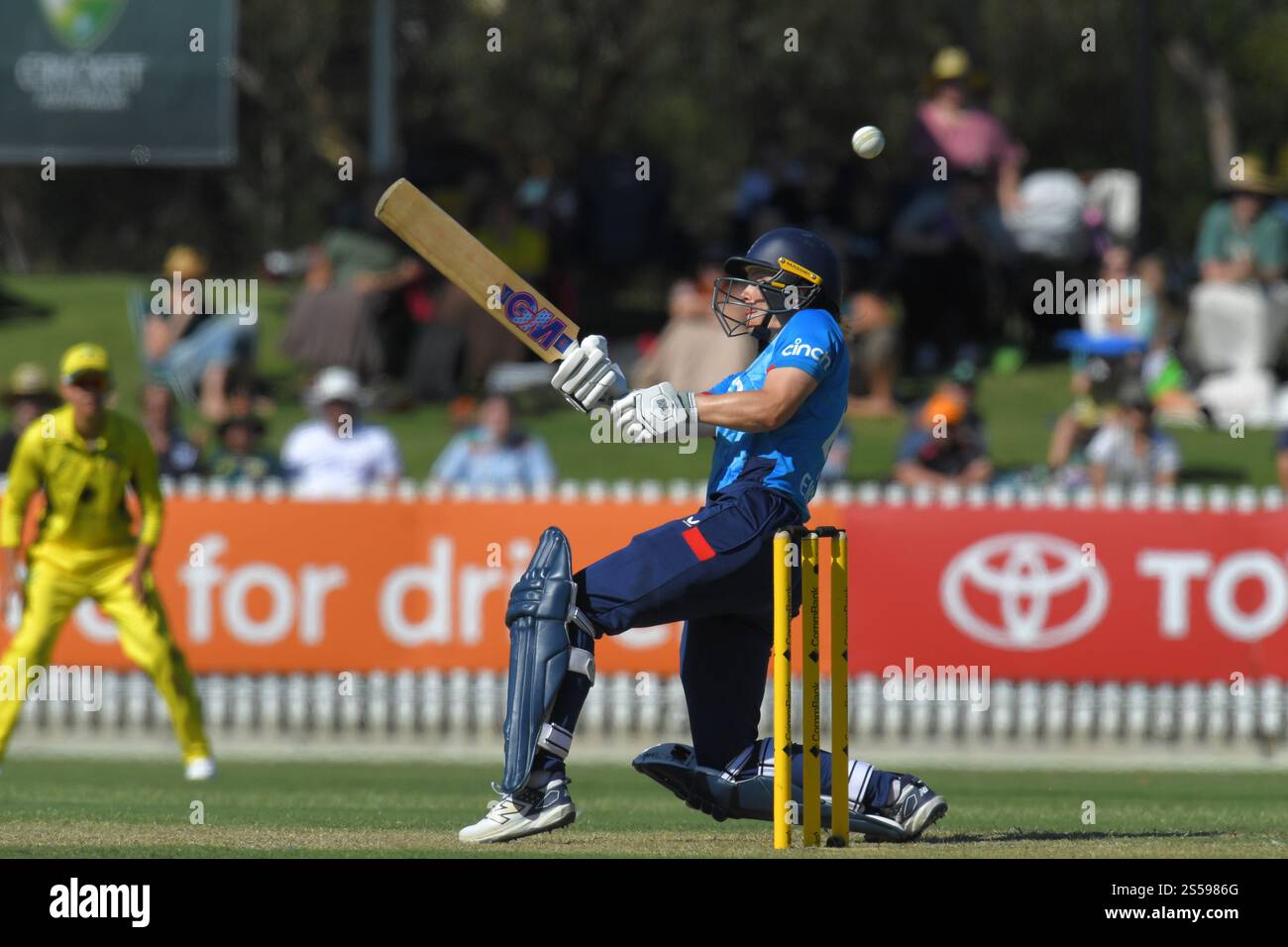 MELBOURNE AUSTRALIA. 14th Jan 2025. Amy Jones of England swipes the ball behind during the Women ...
