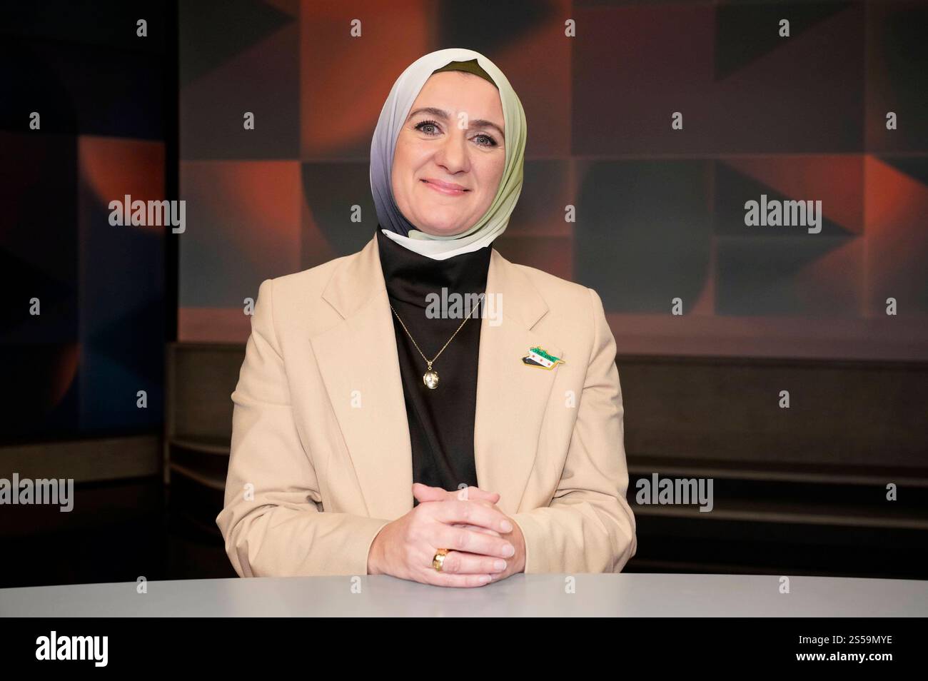 Nahla Osman in der ARD-Talkshow hart aber fair im Studio Adlershof. Berlin, 13.01.2025 *** Nahla ...