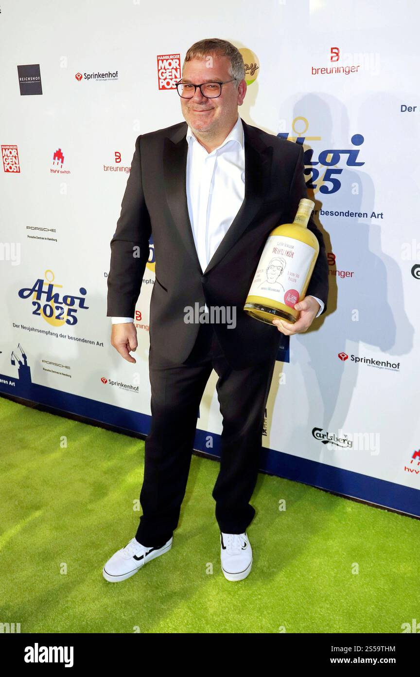 Elton beim Ahoi Neujahrsempfang im Hotel Reichshof. Hamburg, 11.01.2025 ...