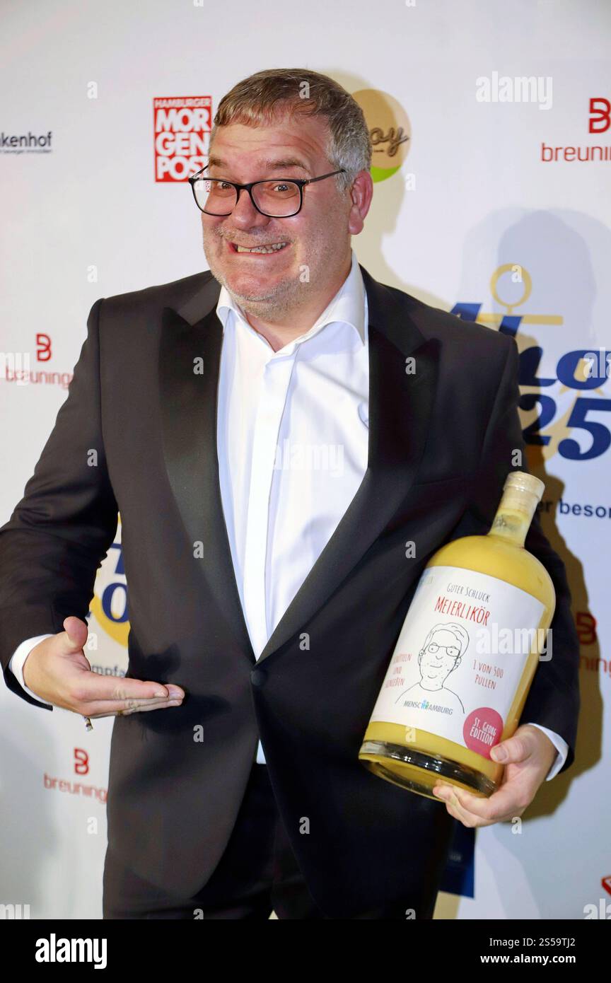 Elton beim Ahoi Neujahrsempfang im Hotel Reichshof. Hamburg, 11.01.2025 ...