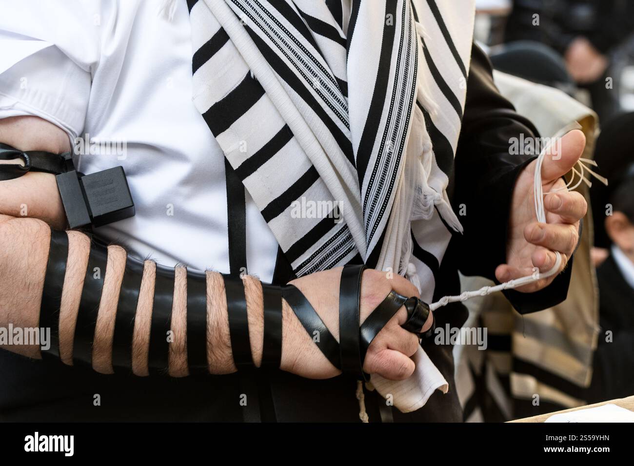 Wrapping tefillin hi-res stock photography and images - Alamy