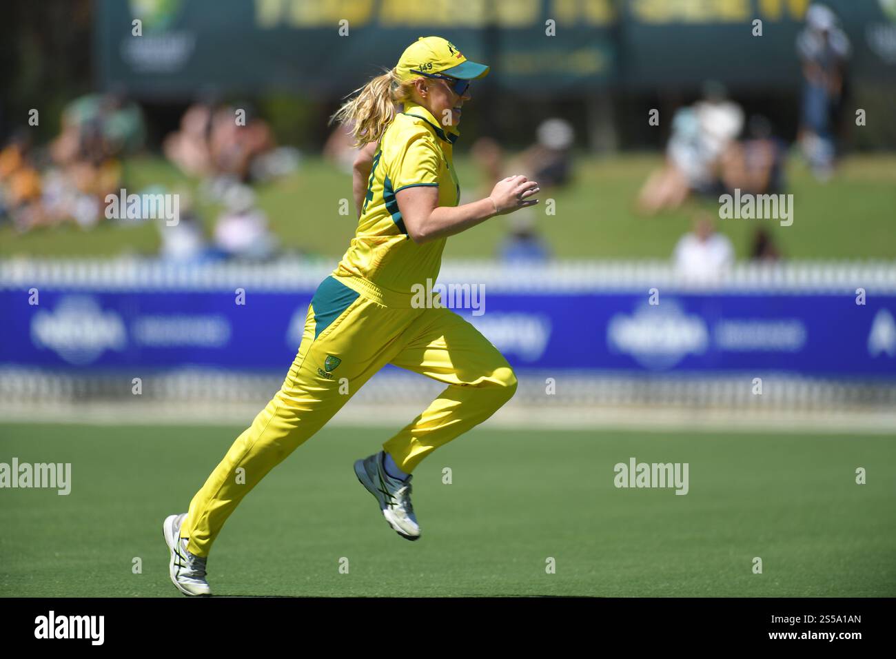 MELBOURNE AUSTRALIA. 14th Jan 2025. Pictured: Kim Garth of Australia ...