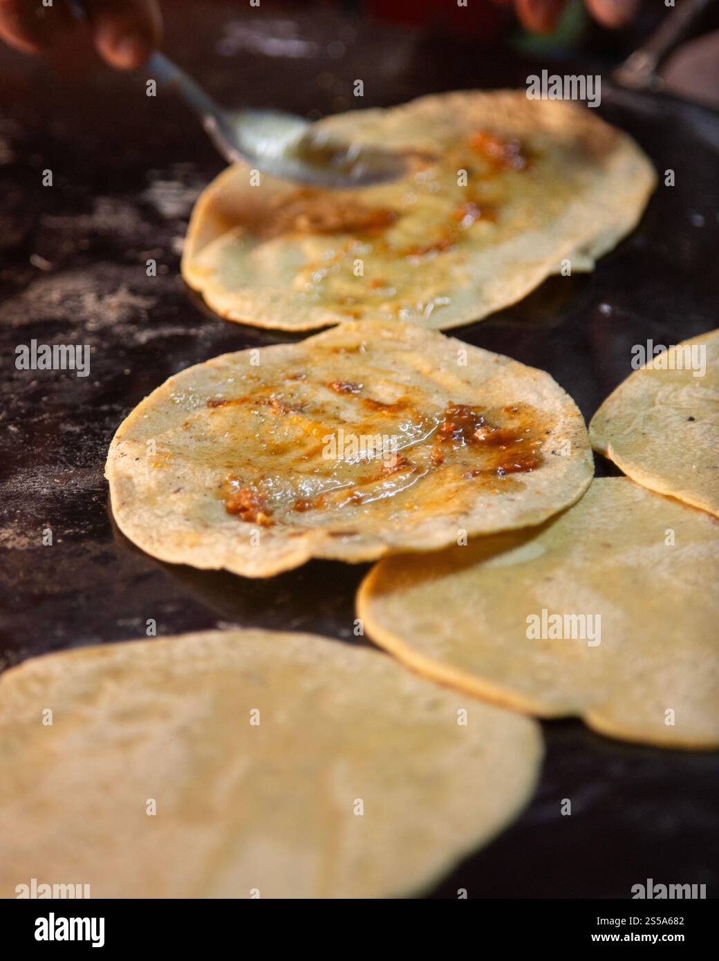 Cooking memelas in Oaxaca Central de Abastos Market with local cheese ...