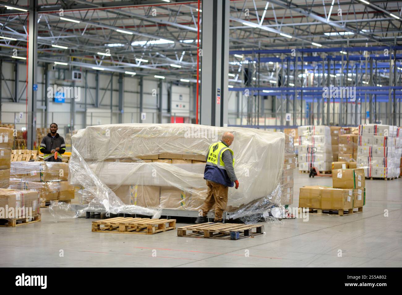 Cainiao Smart Logistics Network Limited is a Chinese logistics company launched by Alibaba Group ...