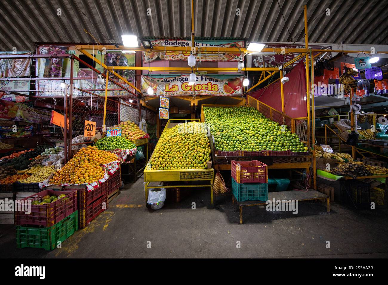 Oaxaca, Mexico; 1st January 2025: Wholesale fruit and vegetable stalls ...