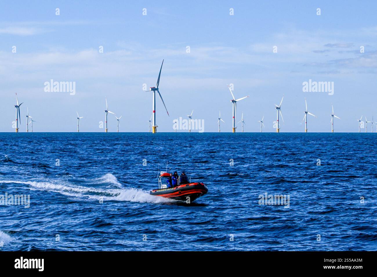 Fécamp (Normandy, northern France): view of the Fecamp Offshore Wind ...