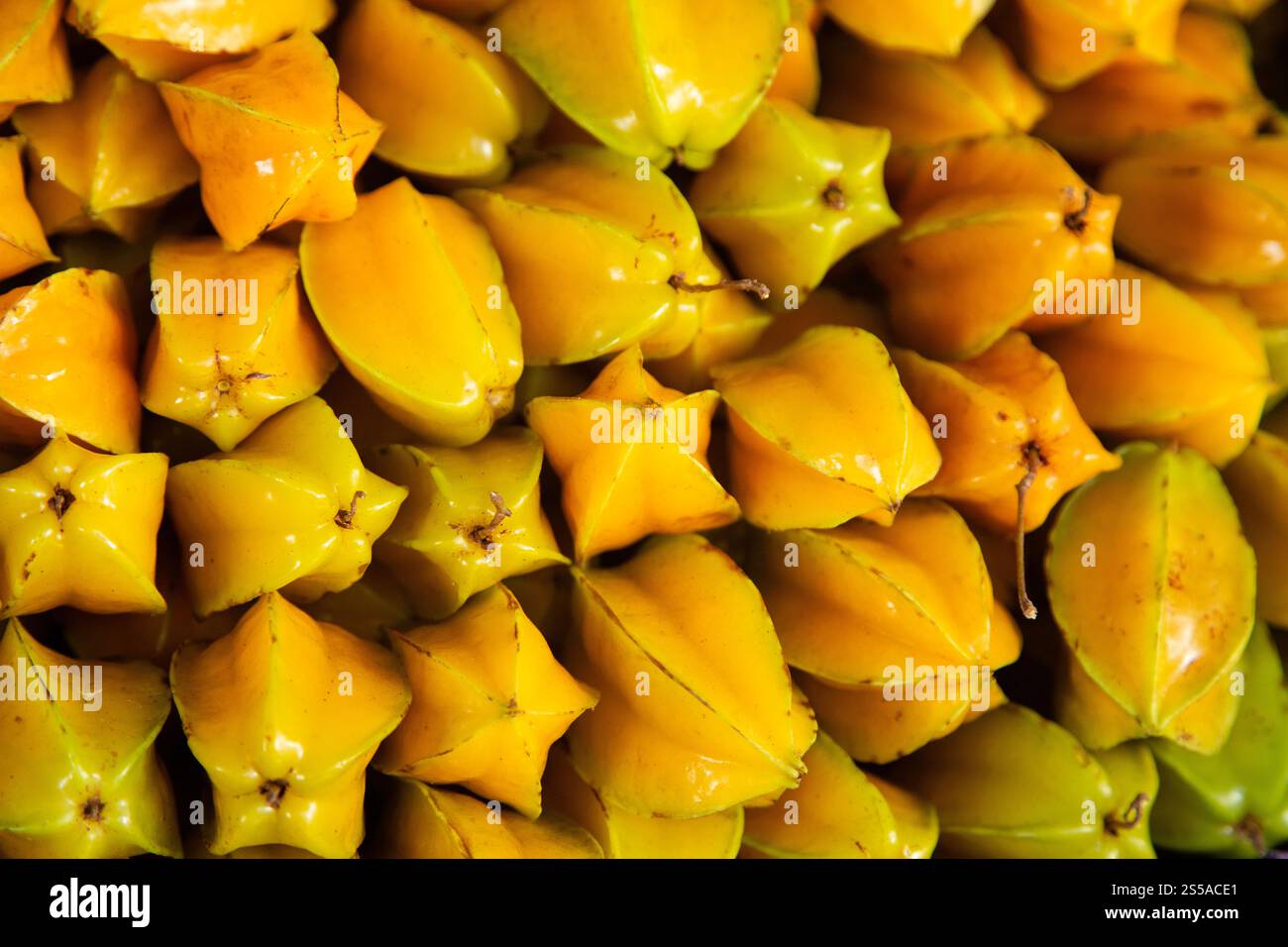 Star Fruit at Central Abastos market in Oaxaca, Mexico Stock Photo - Alamy