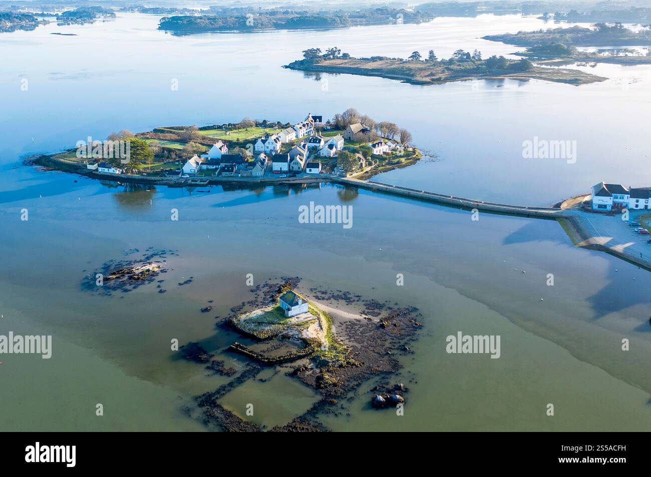 Belz (Brittany, north-western France): aerial view of the small island ...