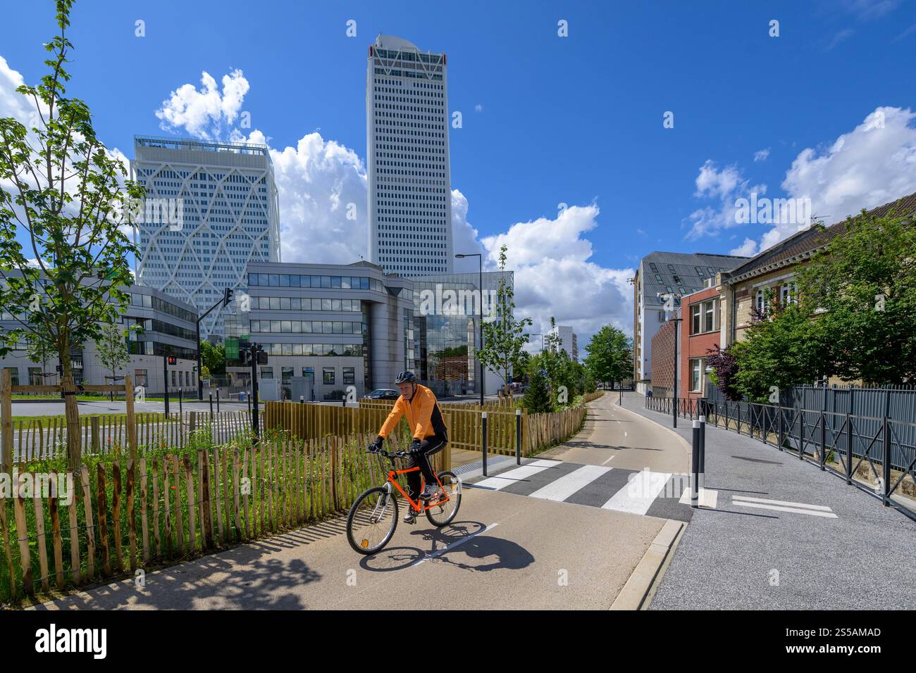 Saint-Denis (Paris area): the skyscraper Tour Pleyel, a high-rise ...