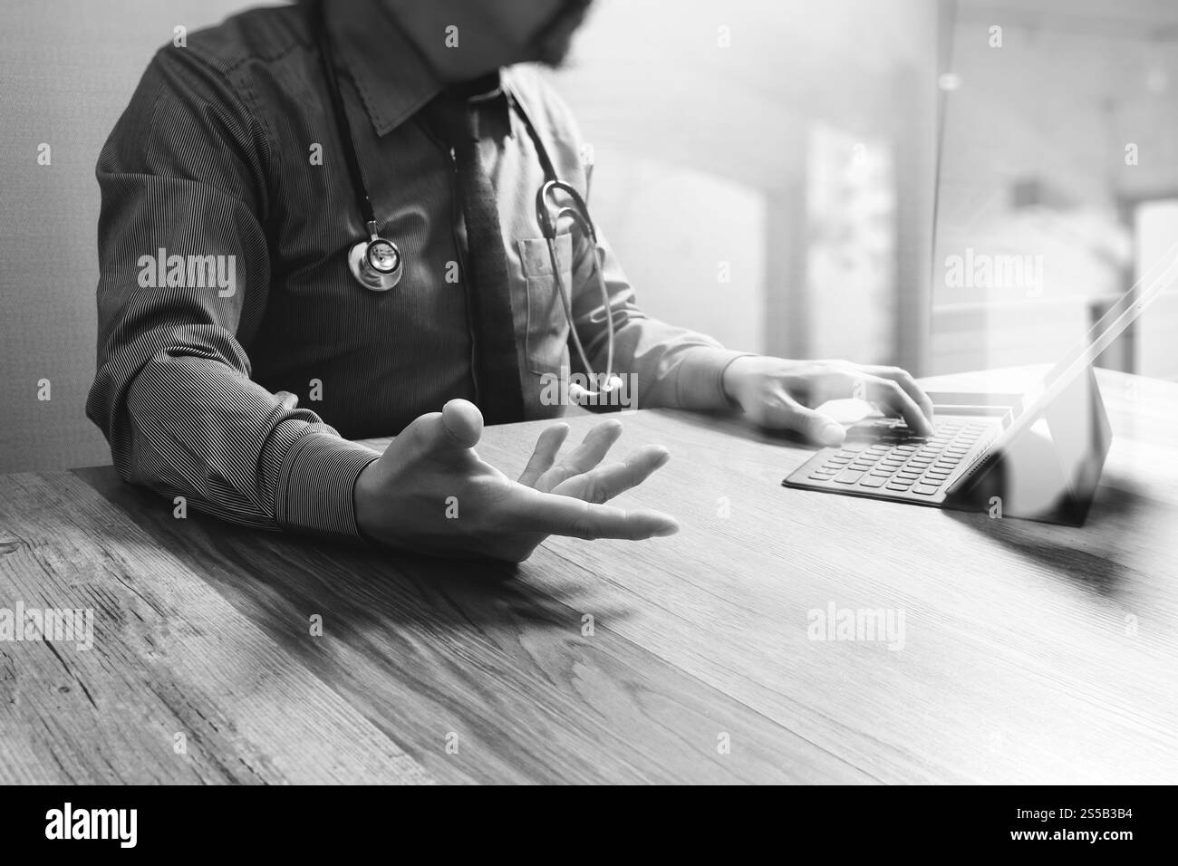 Medical technology concept. Doctor hand working with modern digital ...