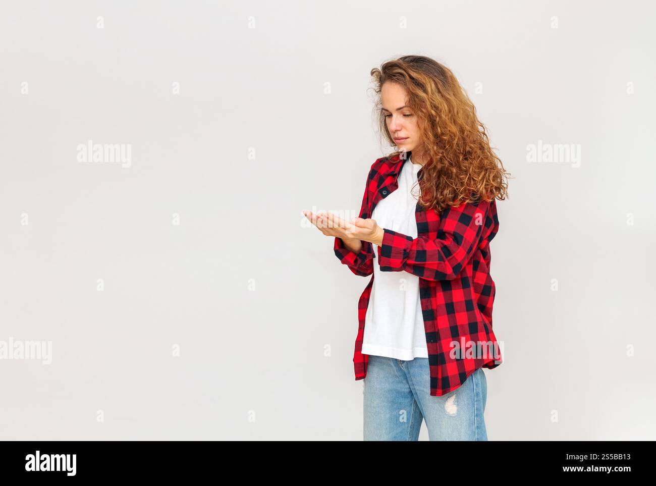 Plain looking woman hi-res stock photography and images - Alamy